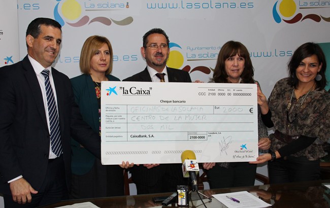 Ayuntamiento y Caixabank se unen contra la violencia de género ...